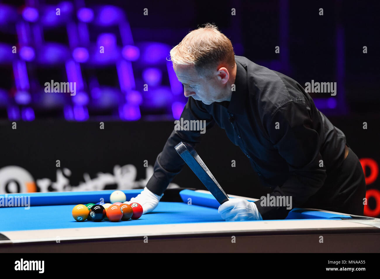 Shanghai, China. 15th May 2018. The referee is setting up the table ...