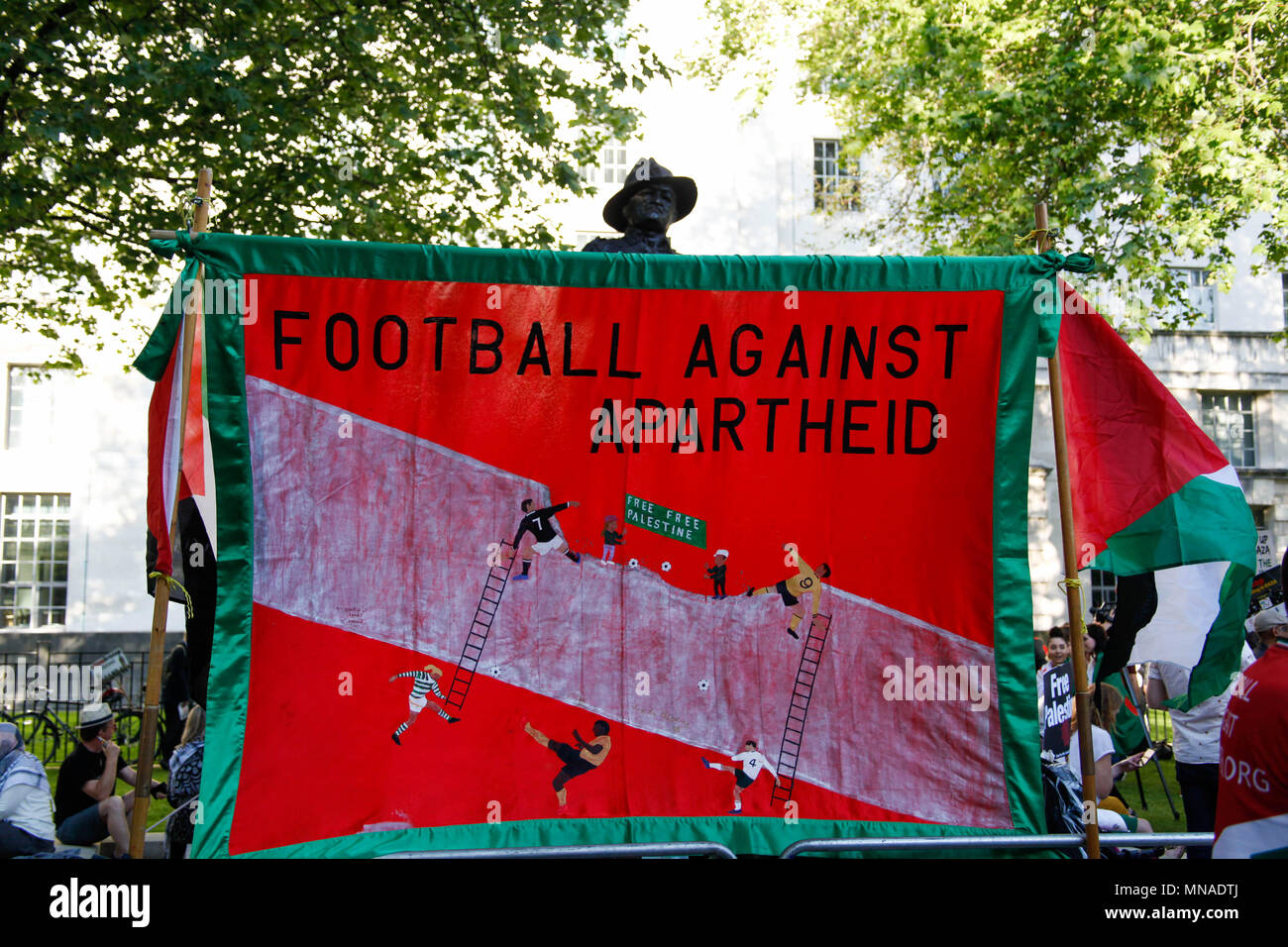 End apartheid sign hi-res stock photography and images - Alamy