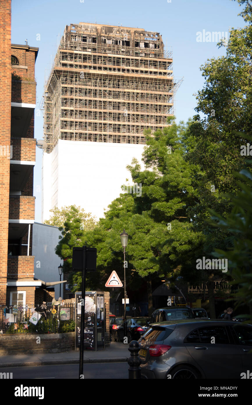 Hotpoint Fridge High Resolution Stock Photography and Images - Alamy