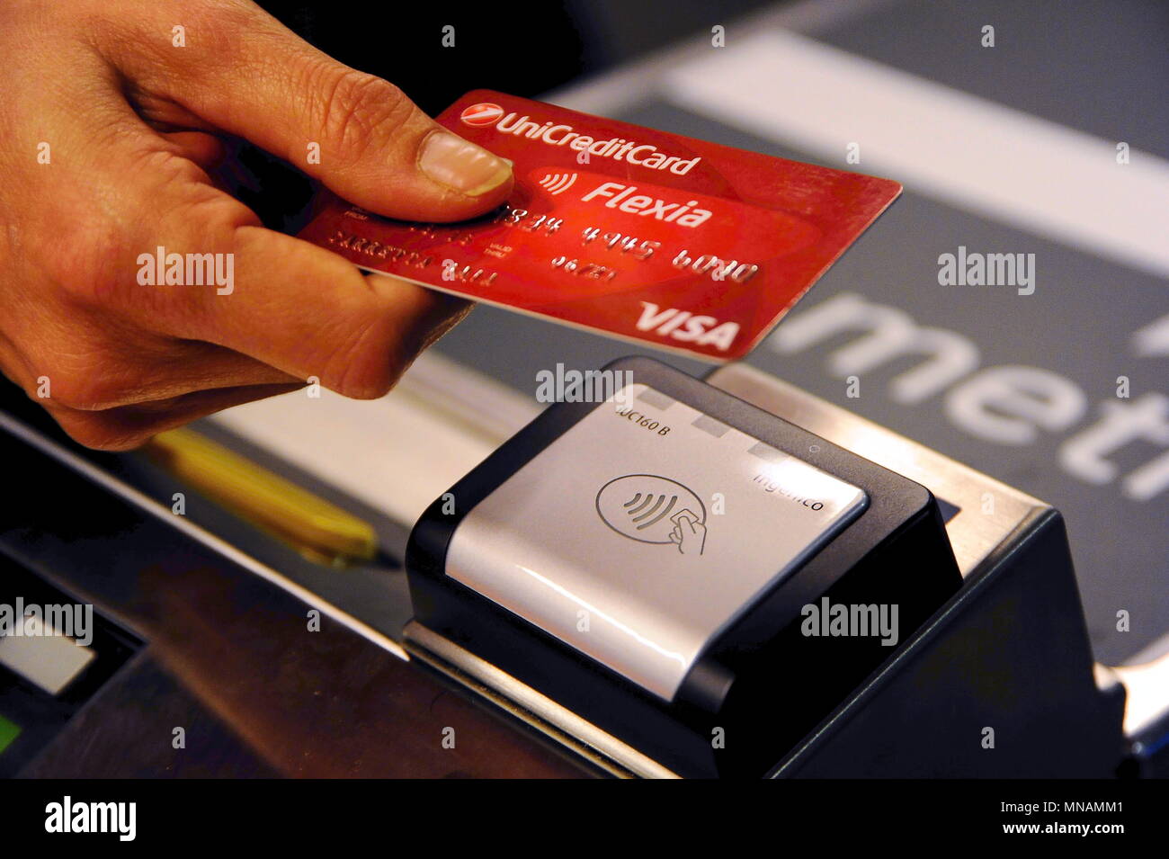 New payment system for Metro tickets by credit card (Maurizio Maule ...