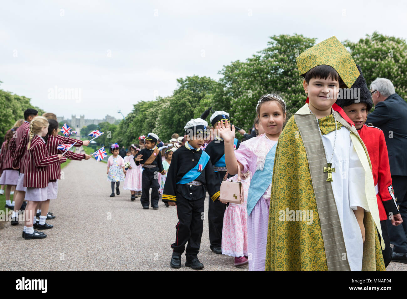 Windsor, UK. 16th May, 2018. Children from Queensmead School, just a ...