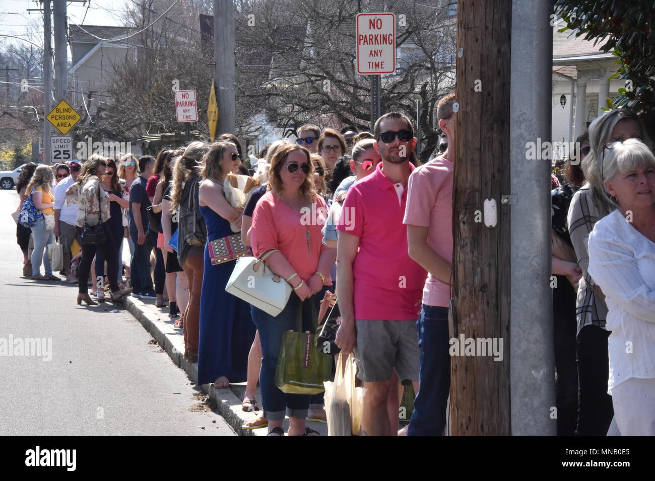 Lisa Vanderpump signs bottles of her new wine Vanderpump Rosé at the ...