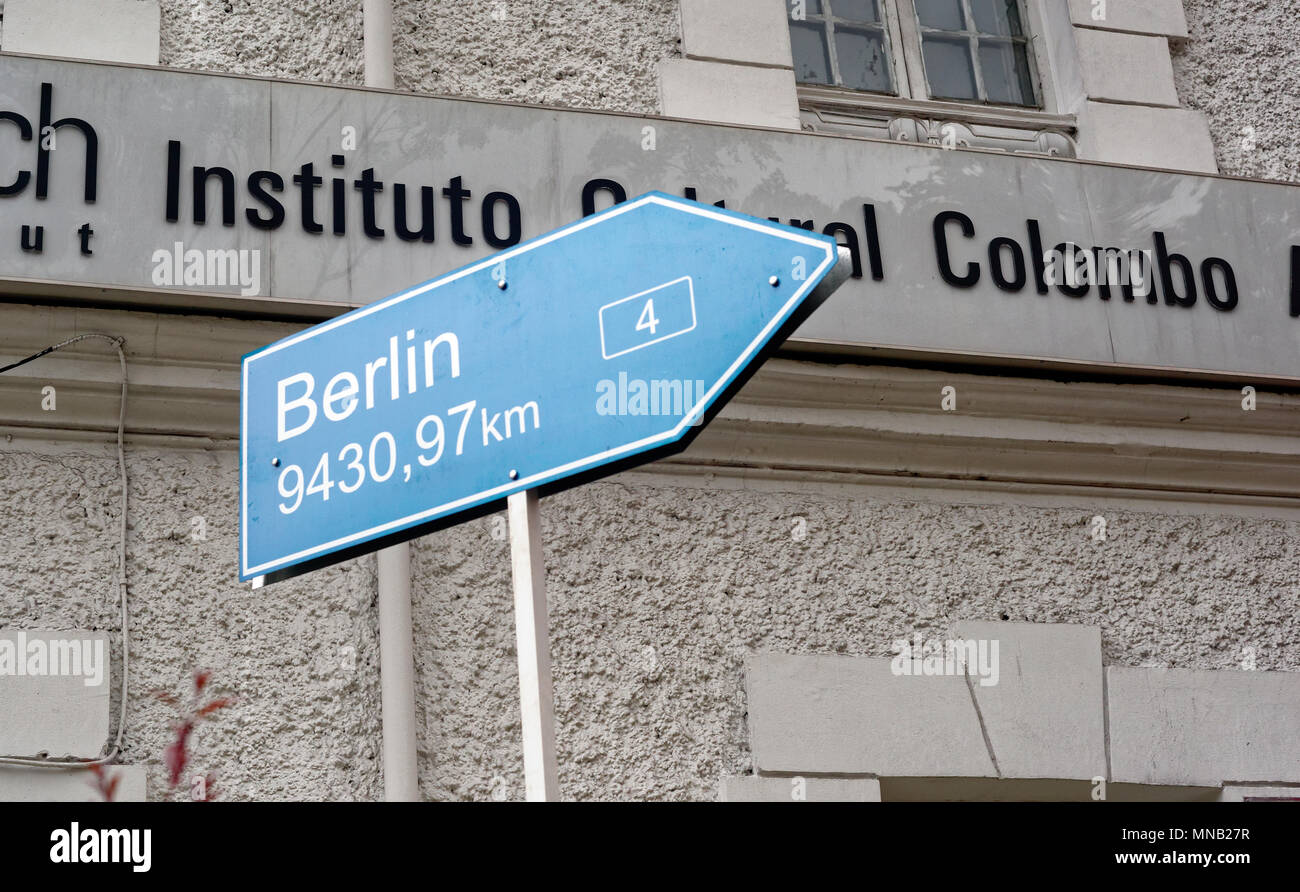 Central latin america sign hi-res stock photography and images - Alamy