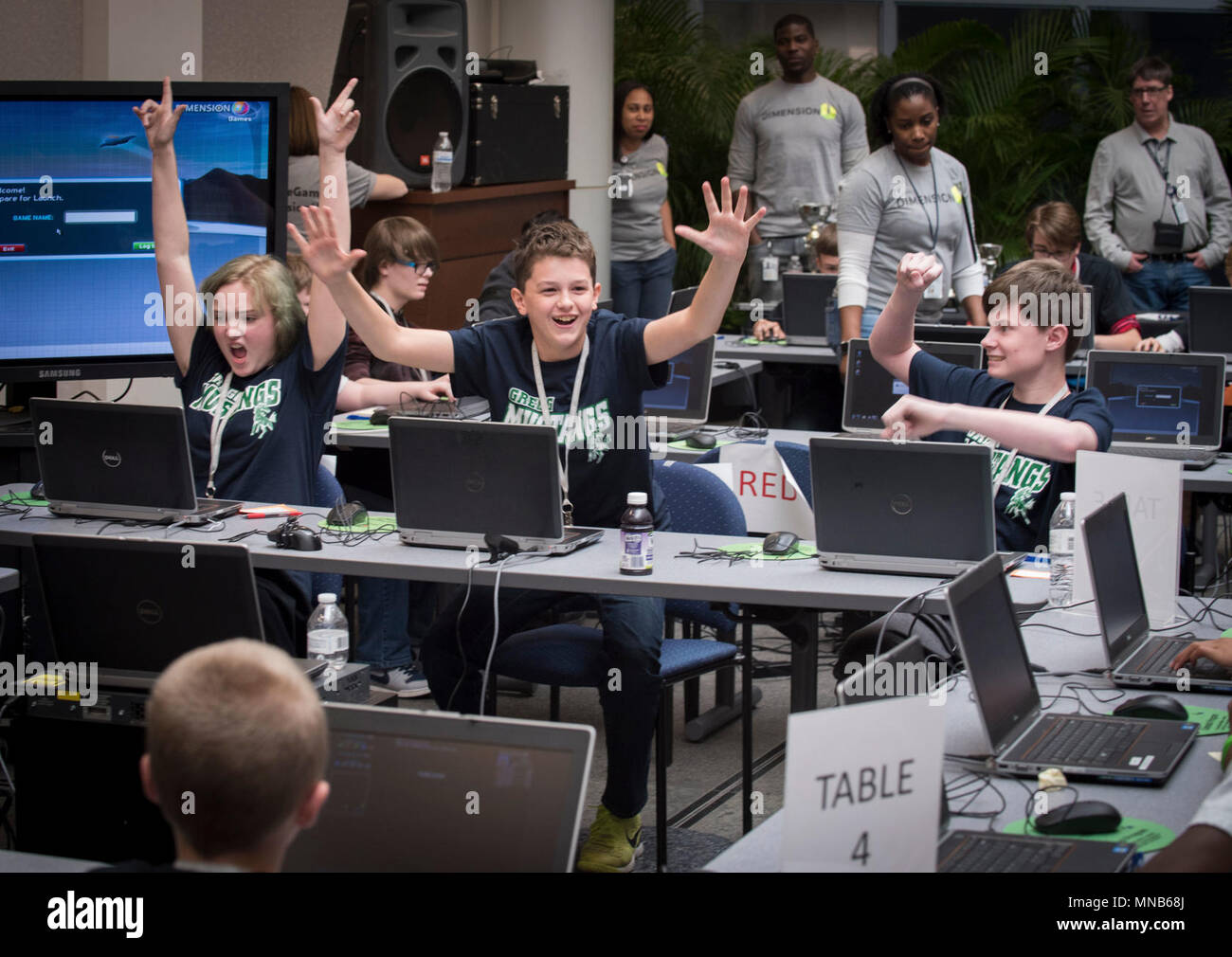 Tri county dimensionu competition hi-res stock photography and images ...