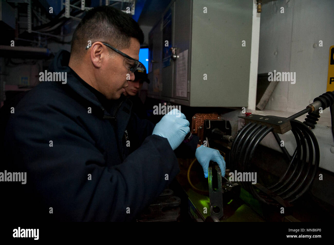 NORFOLK, Va (March 15, 2018) Aviation Structural Mechanic 1st Class ...