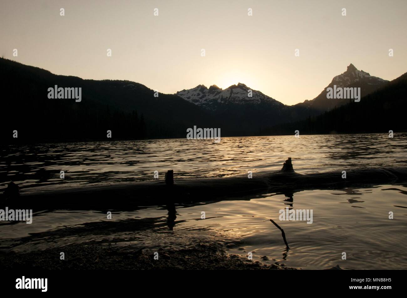cascade mountain range alpine lake Stock Photo - Alamy