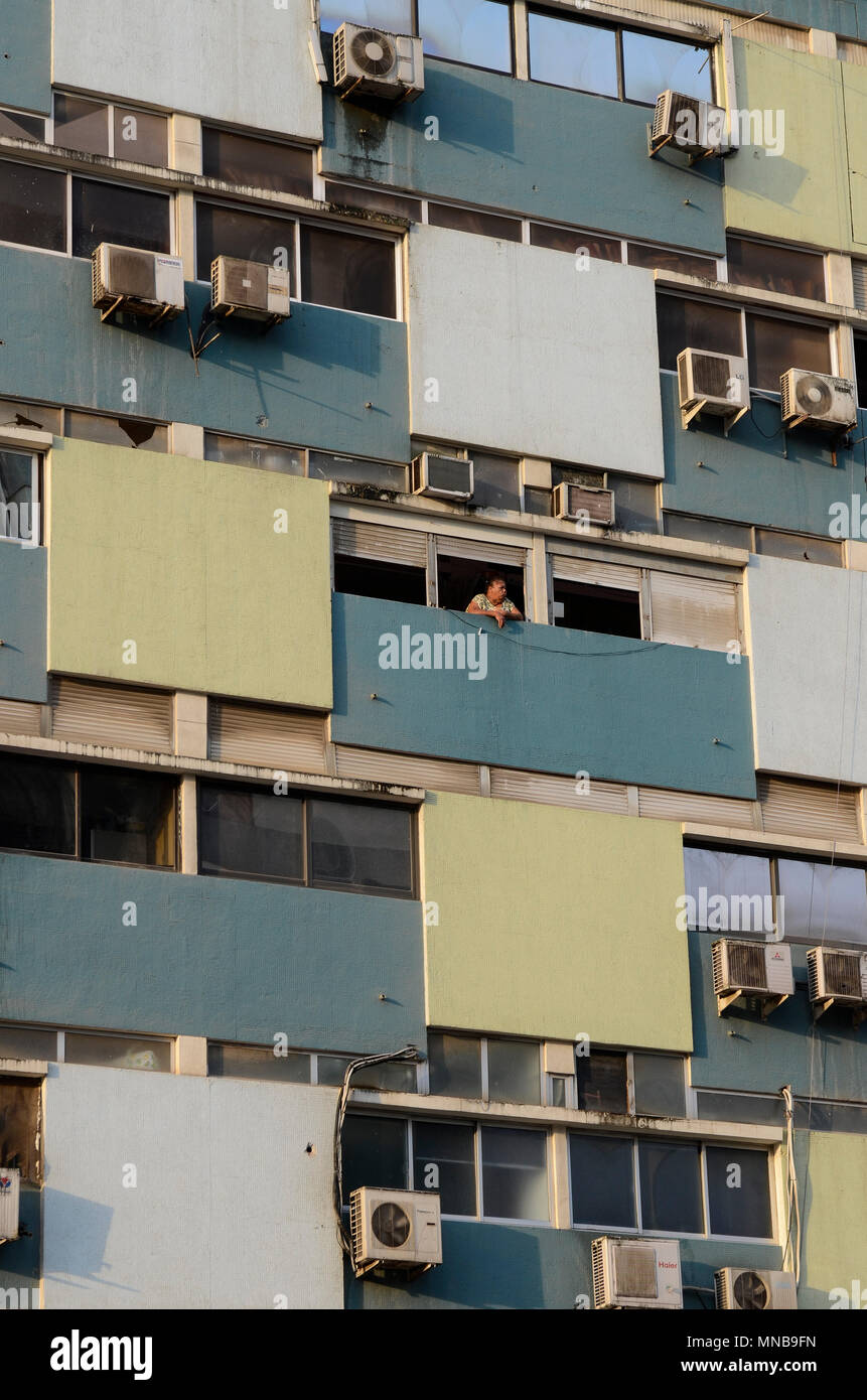 ANGOLA Luanda, block building Stock Photo - Alamy
