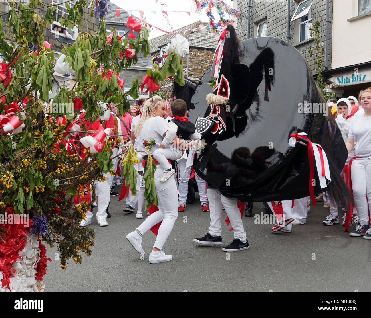 May Day celebration traditional Cornwall UK Robert Taylor/Alamy Live ...