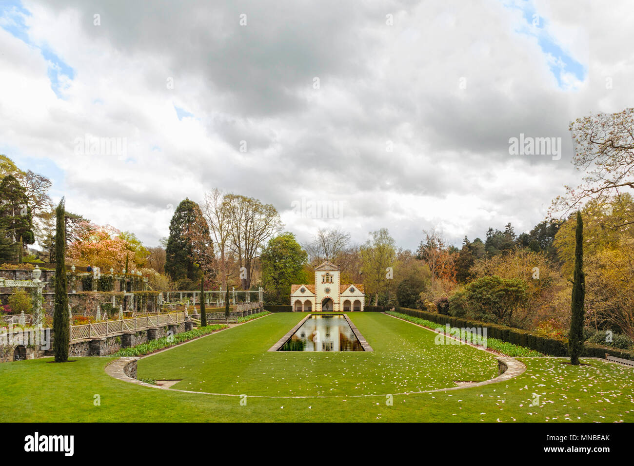 Bodnant garden hi-res stock photography and images - Alamy