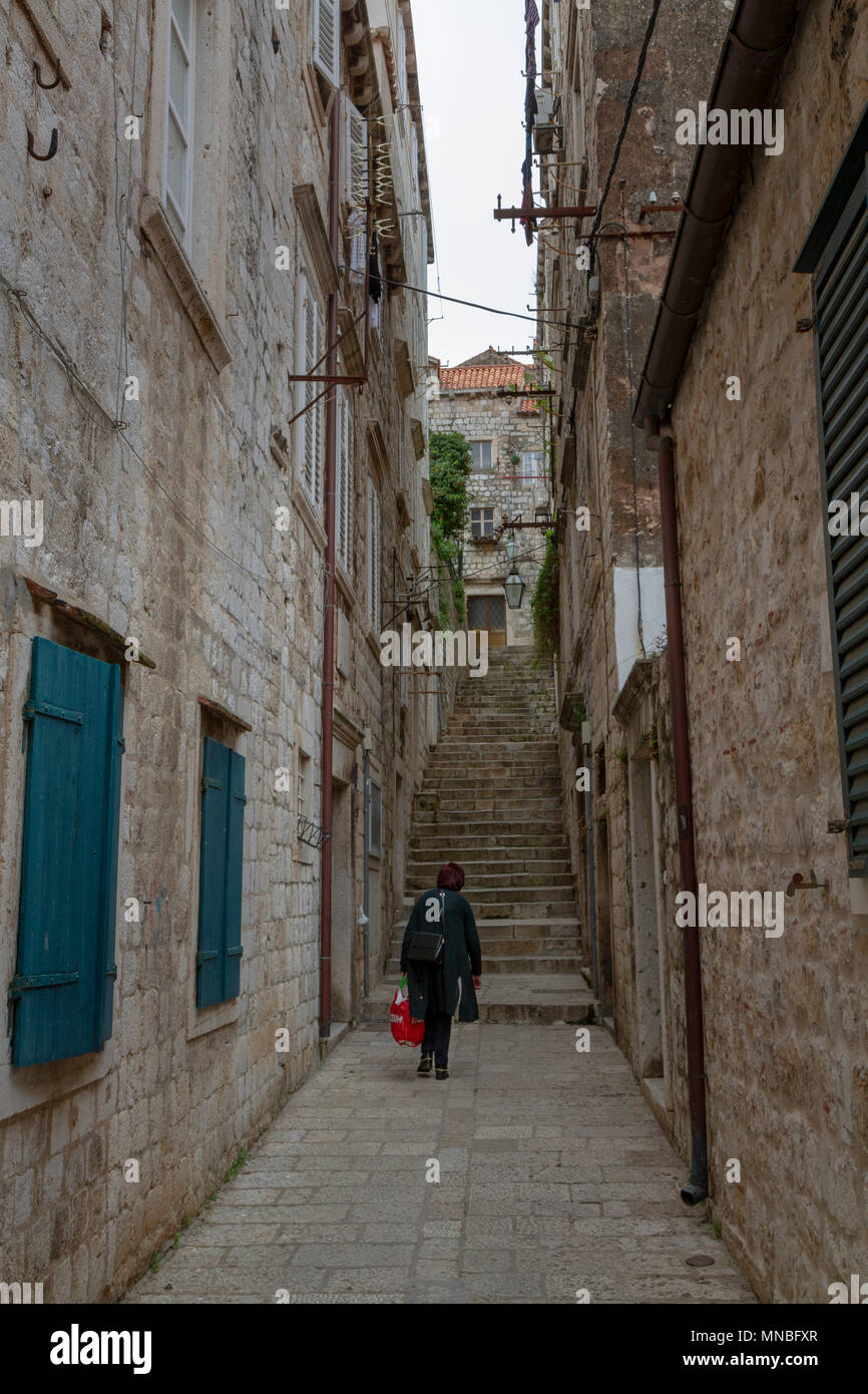 Steep city street hi-res stock photography and images - Alamy