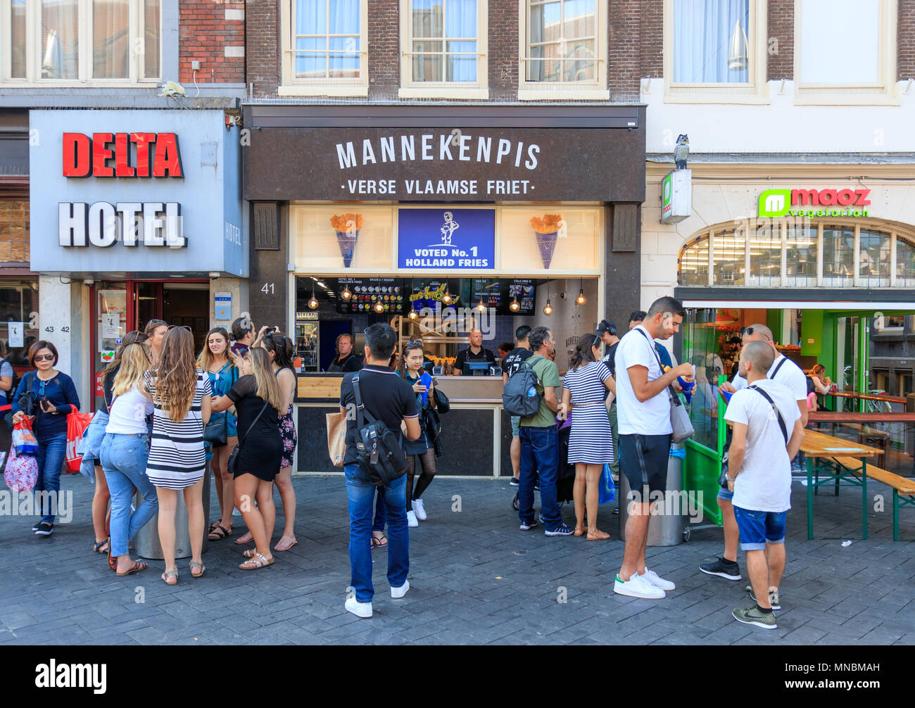 Fries shop hi-res stock photography and images - Alamy