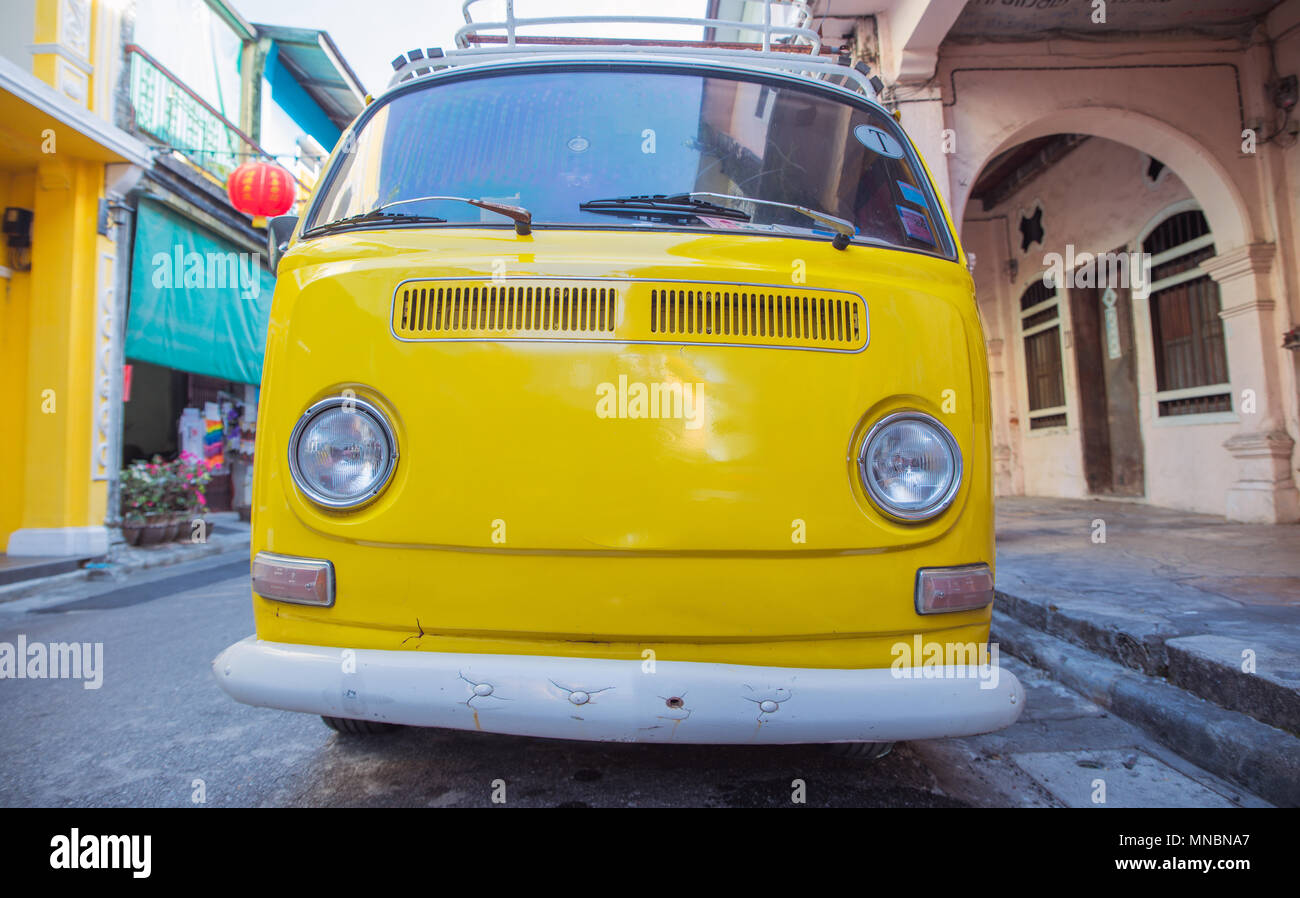 Picture of a yellow retro bus - vacation journey Stock Photo - Alamy