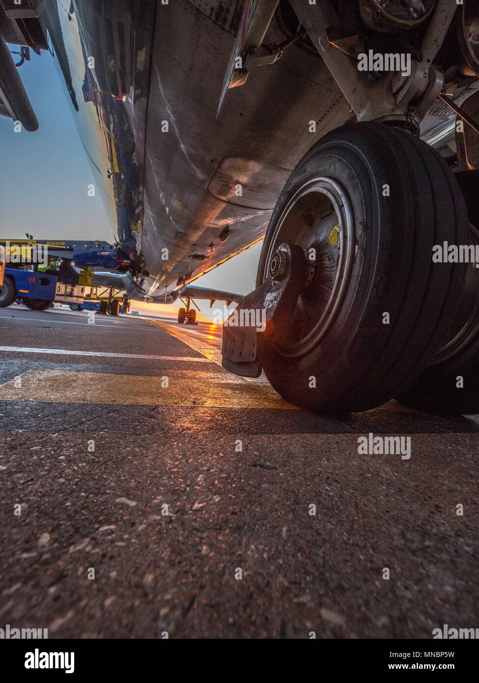 Sunrise On The Airline Ramp. DC-9 Stock Photo - Alamy