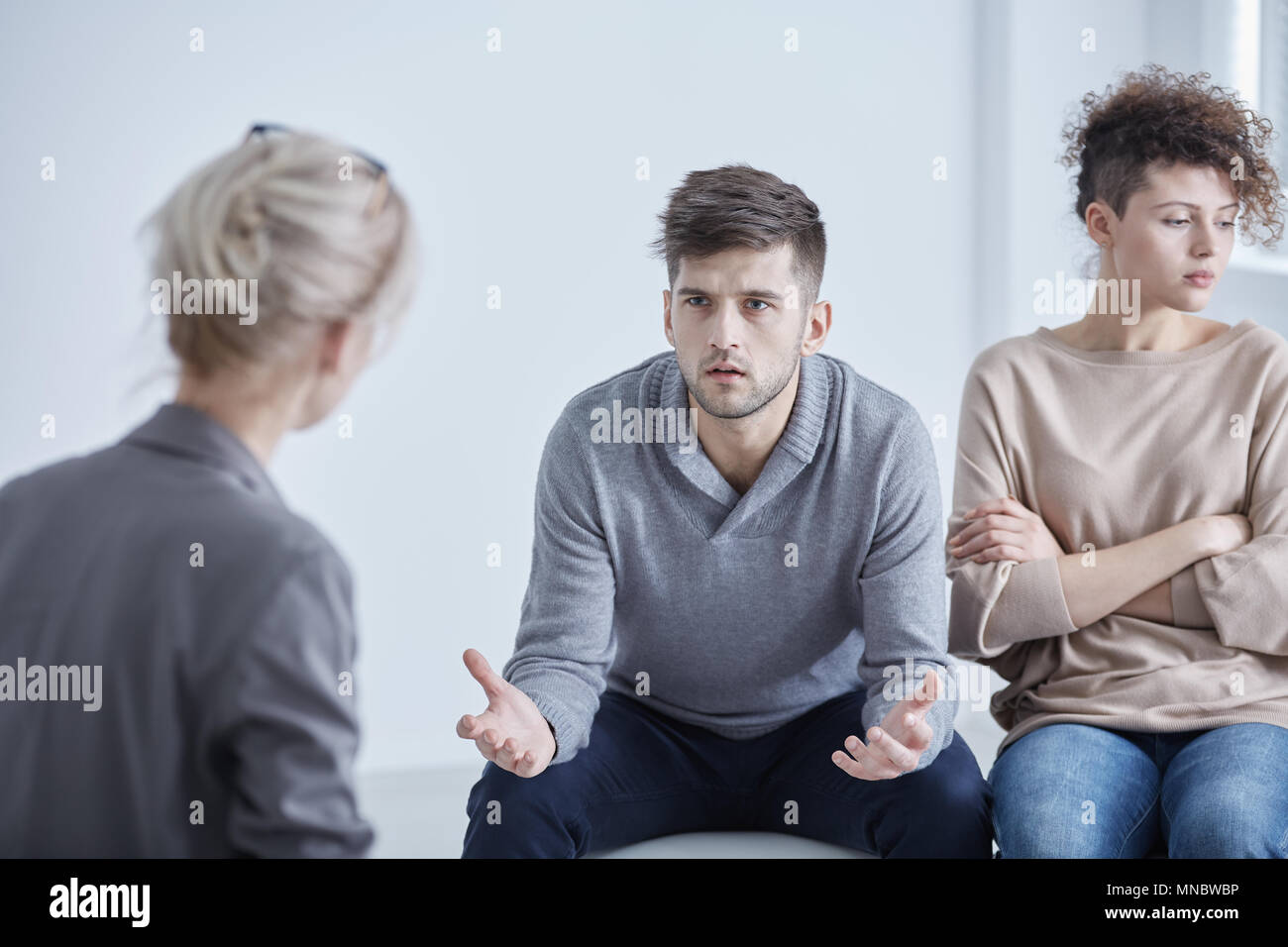 Couples therapy session hi-res stock photography and images - Alamy