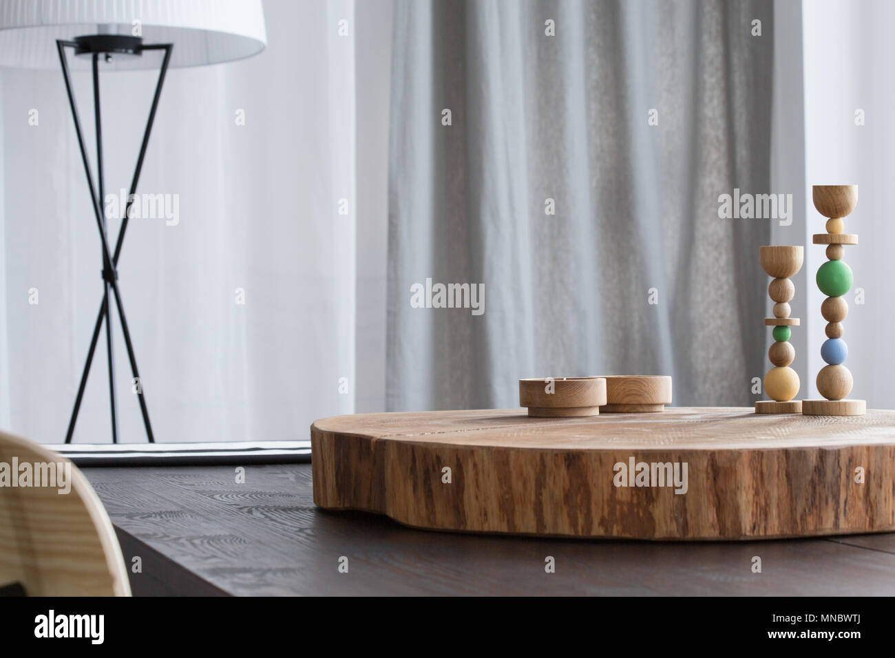 Tabletop well hi-res stock photography and images - Alamy