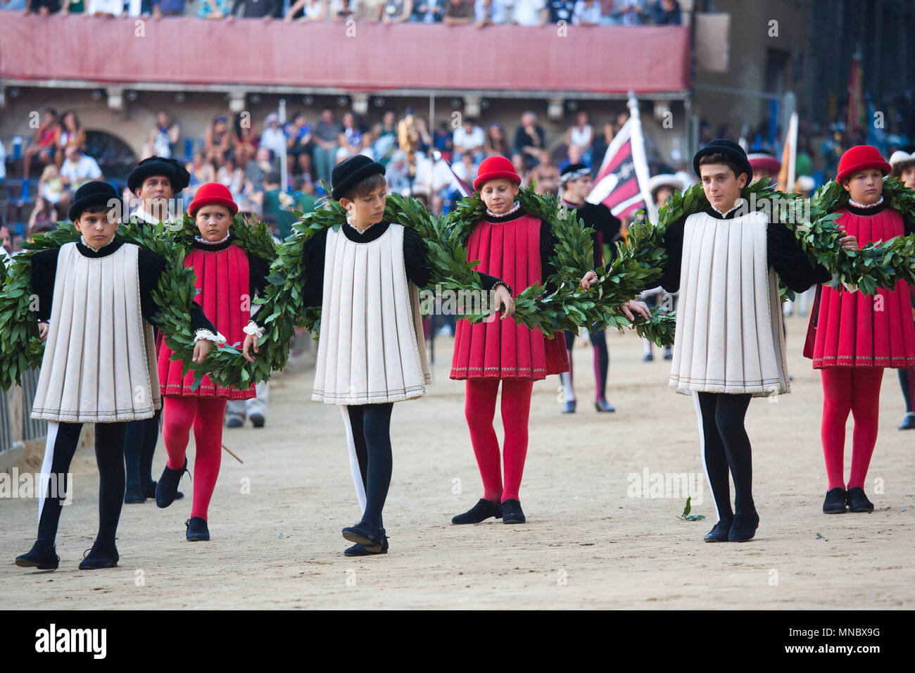 Medieval page boy hi-res stock photography and images - Alamy