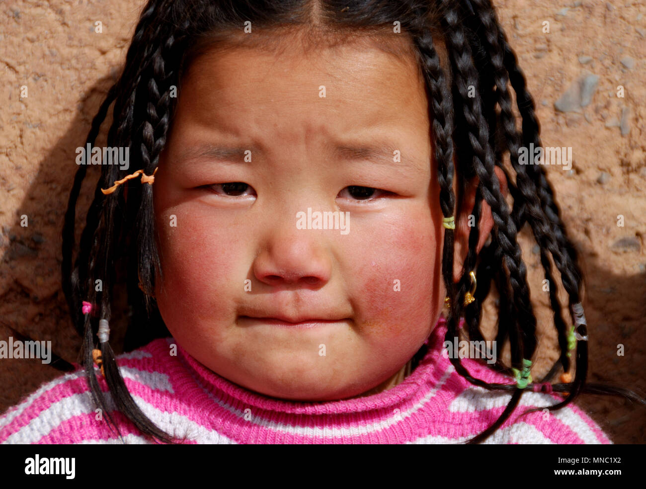 Tibetan girls in traditional costume hi-res stock photography and ...