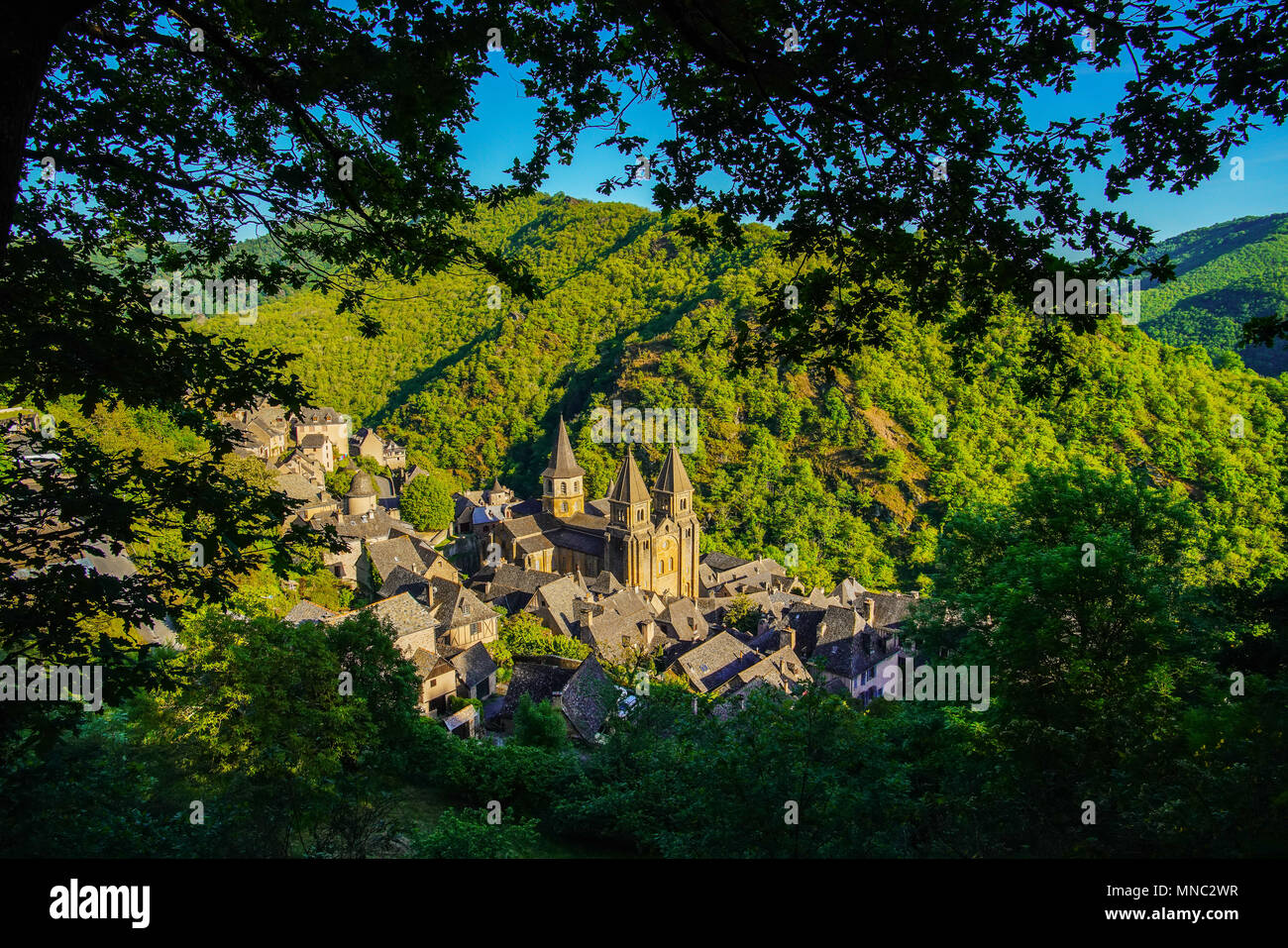 Medieval Pilgrims Stock Photos & Medieval Pilgrims Stock Images - Alamy