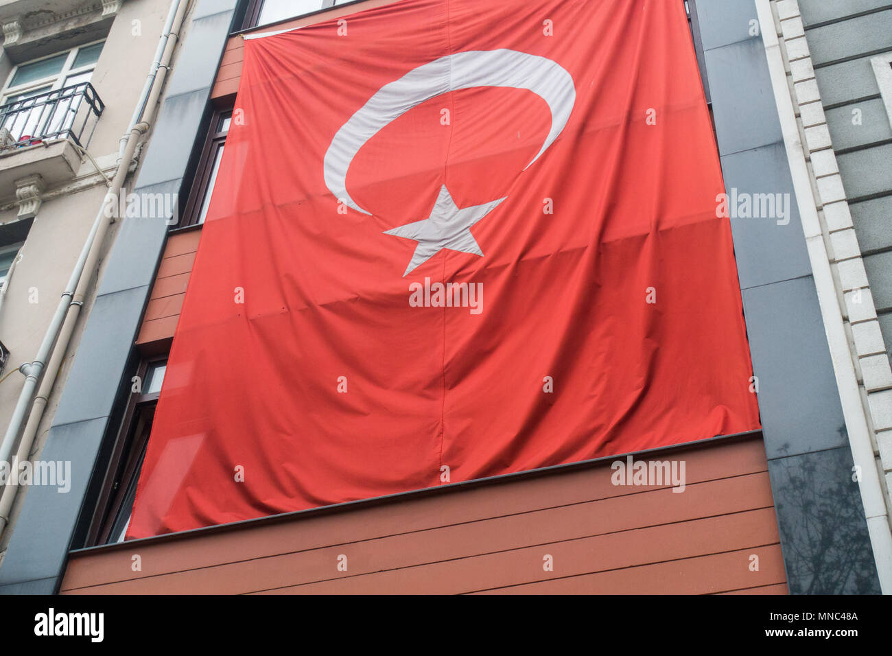 Turkey flag Istanbul Stock Photo - Alamy