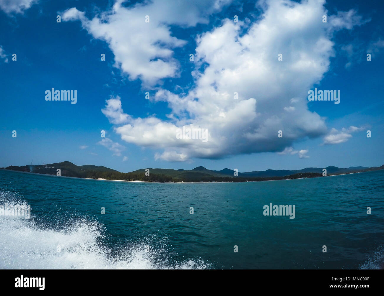 Underwater sea clear water Bright blue Stock Photo - Alamy