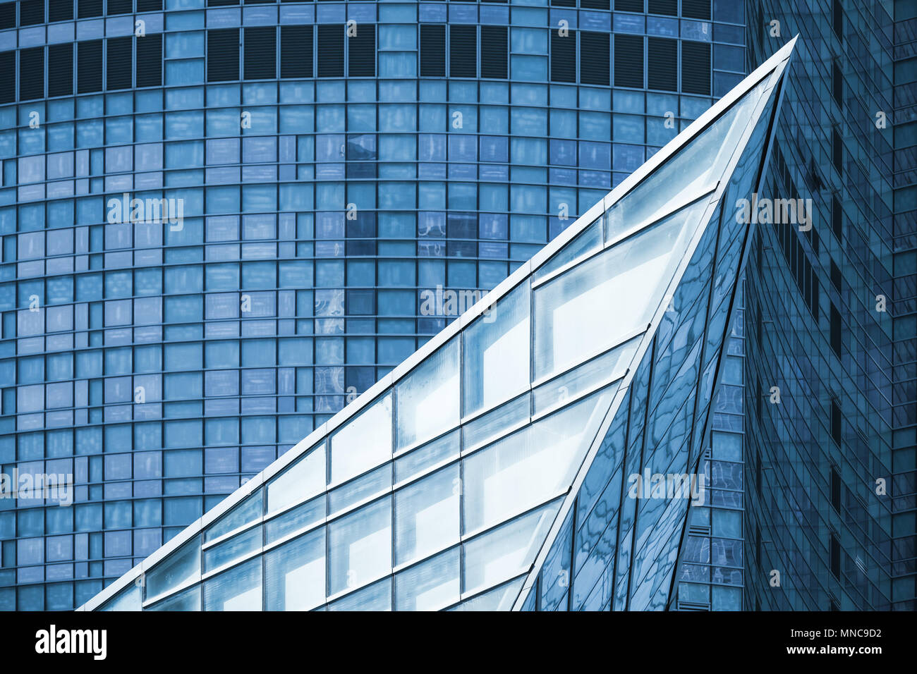 Office building sharp angle glass hi-res stock photography and images ...