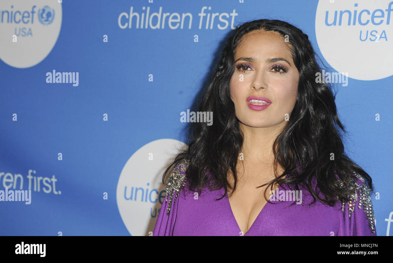 Salma hayek 7th biennial unicef ball hi-res stock photography and ...