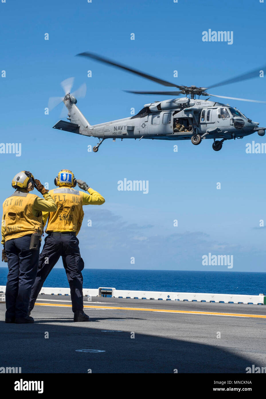 PHILIPPINE SEA (March 18, 2018) Aviation Boatswain’s Mate (Handling ...