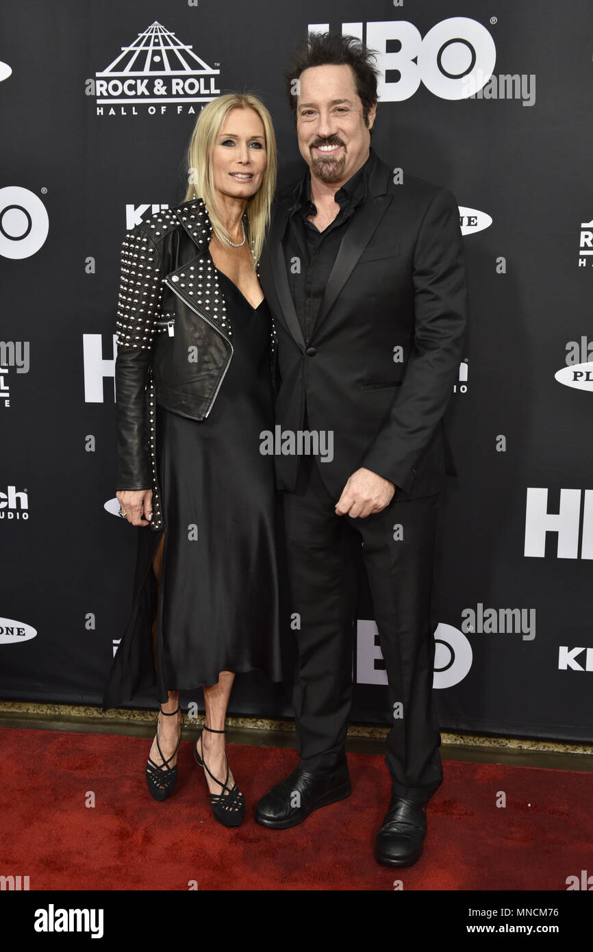 33rd Annual Rock & Roll Hall of Fame Induction Ceremony at Public ...