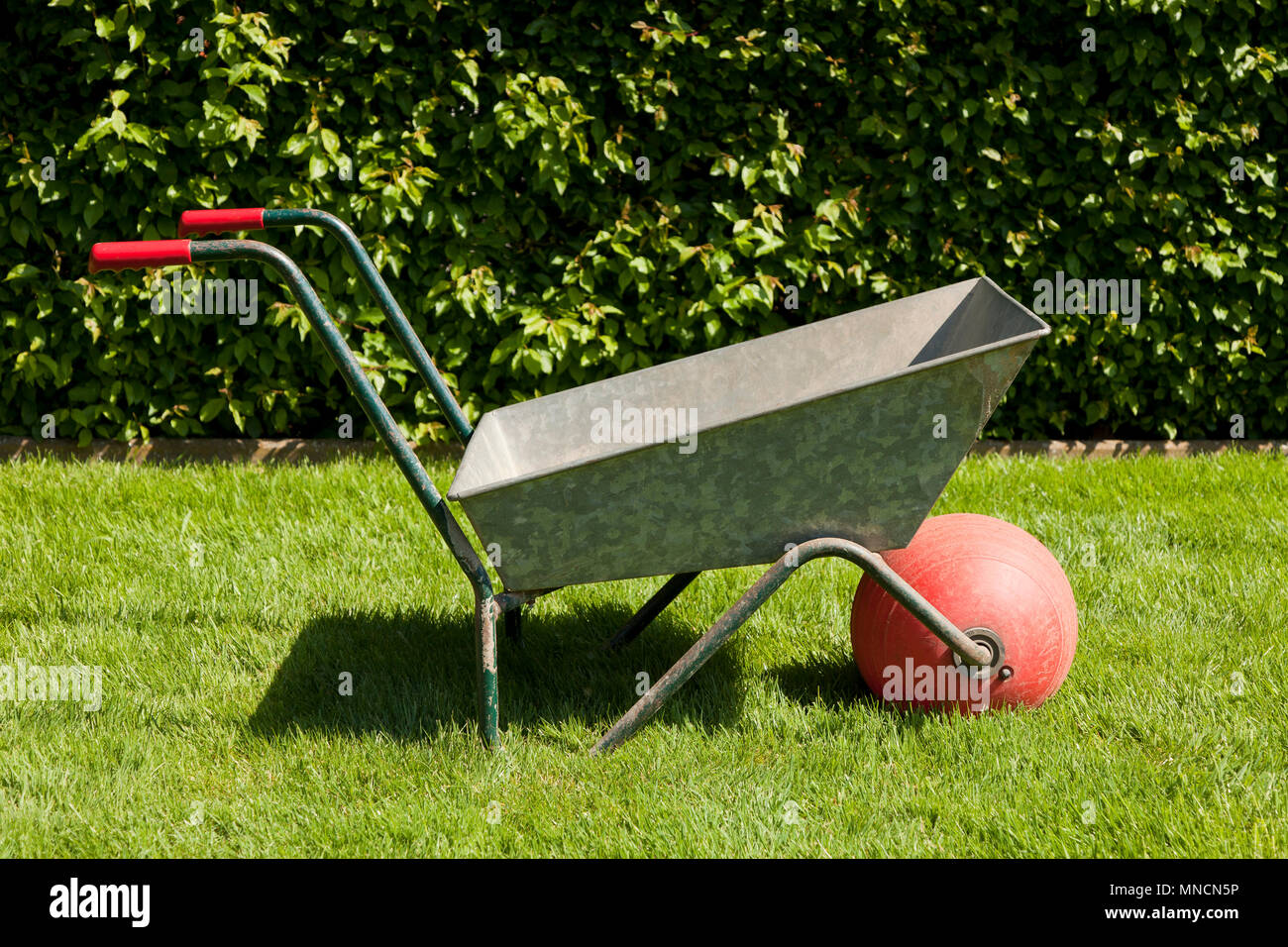 Ball barrow hi-res stock photography and images - Alamy