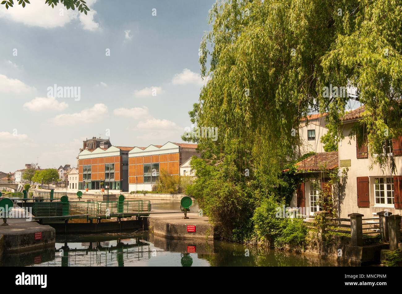 Courvoisier jarnac hi-res stock photography and images - Alamy