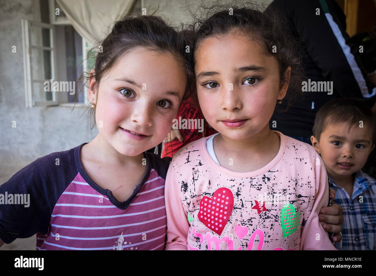 Girls samarkand uzbekistan hi-res stock photography and images - Alamy