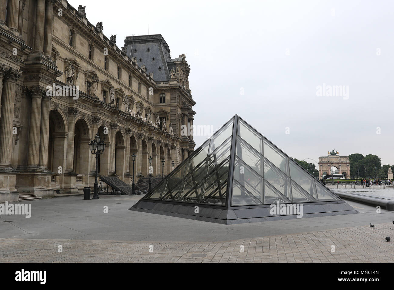 Louvre Palace, Courtyard and the Louvre Pyramid , Paris sights, Paris ...