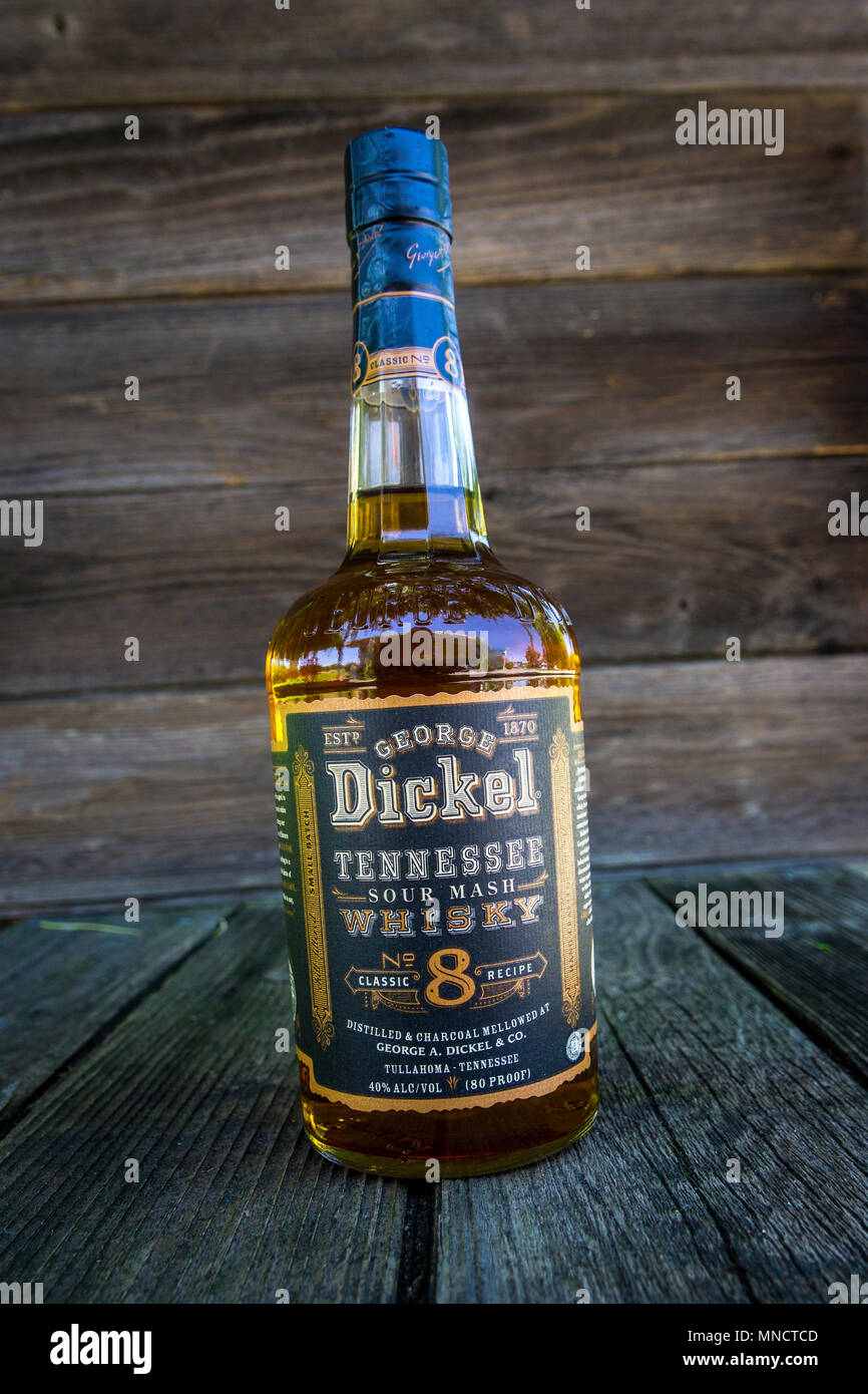 George Dickel Tennessee Whisky number 8 recipe Stock Photo - Alamy