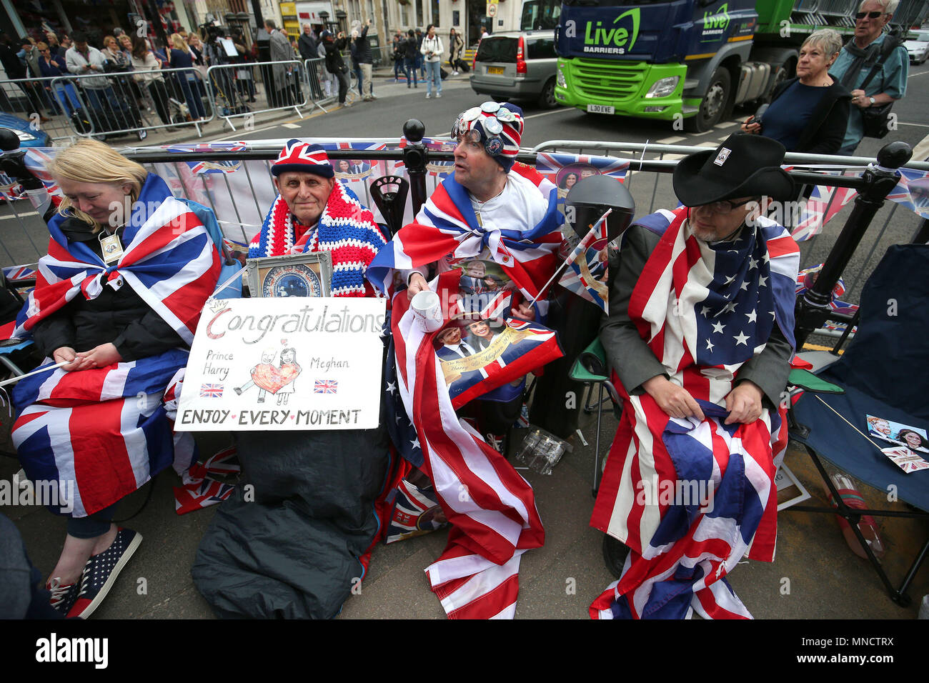 Royal fans in Windsor, including Diana superfan John Loughrey (2nd ...