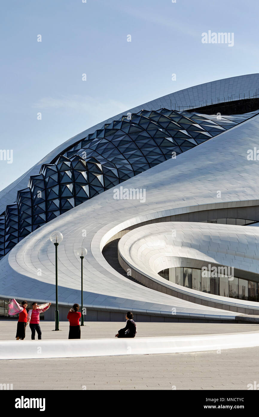 Harbin opera house hi-res stock photography and images - Alamy