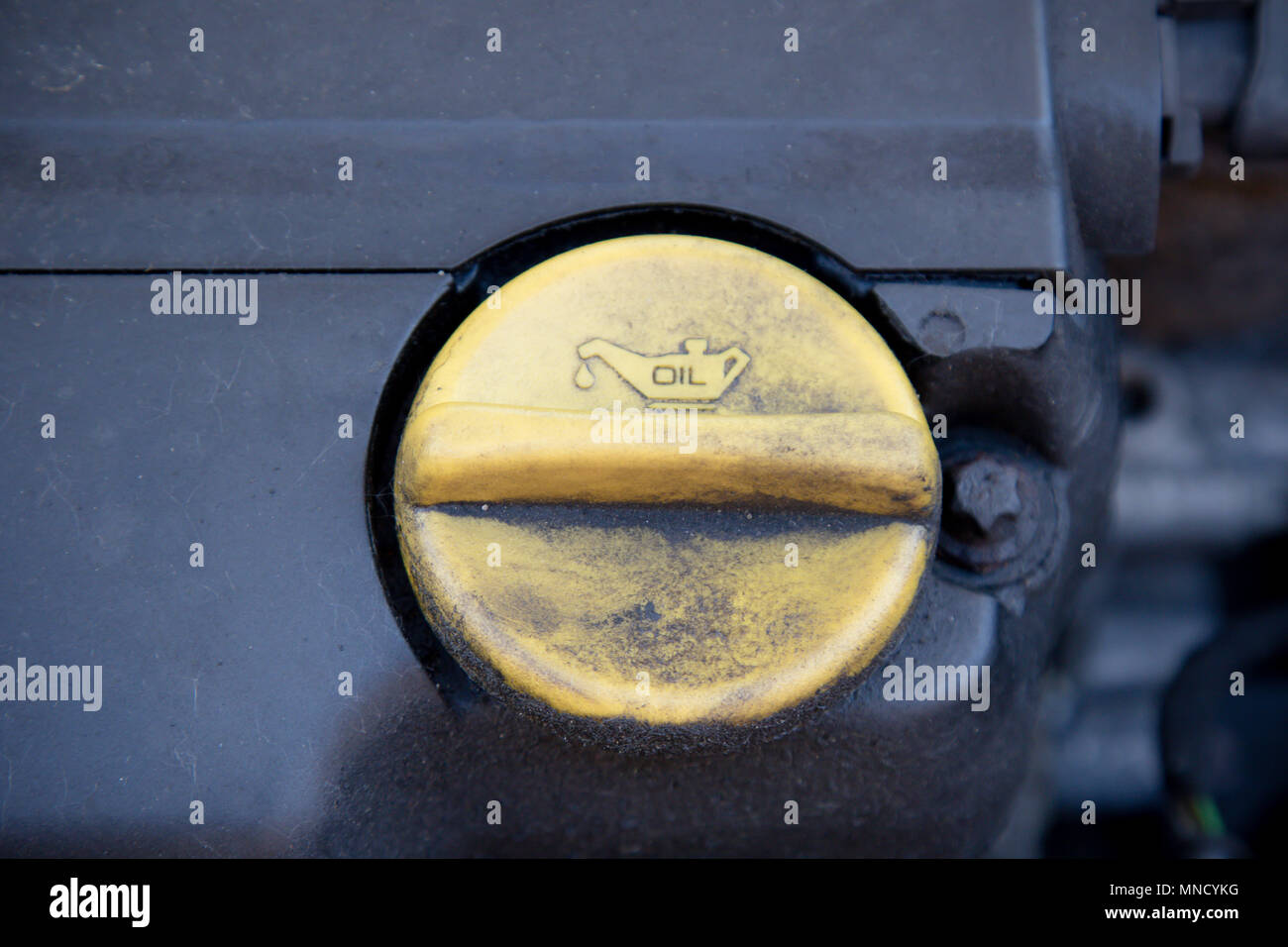 Car oil filler cap hi-res stock photography and images - Alamy