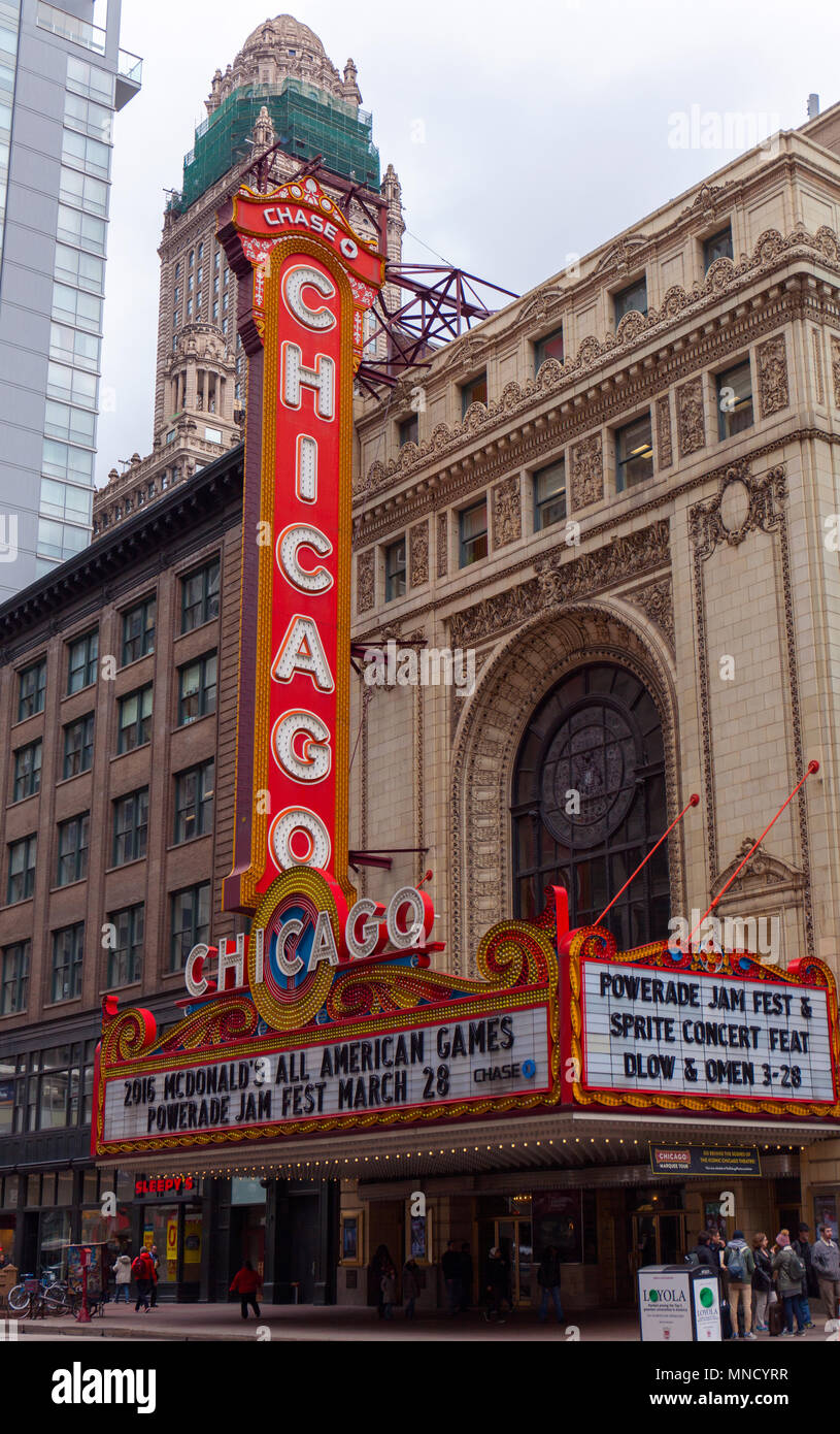 CHICAGO, ILLINOIS, USA - MARCH 2016: Chicago, Illinois. Chicago Theater ...