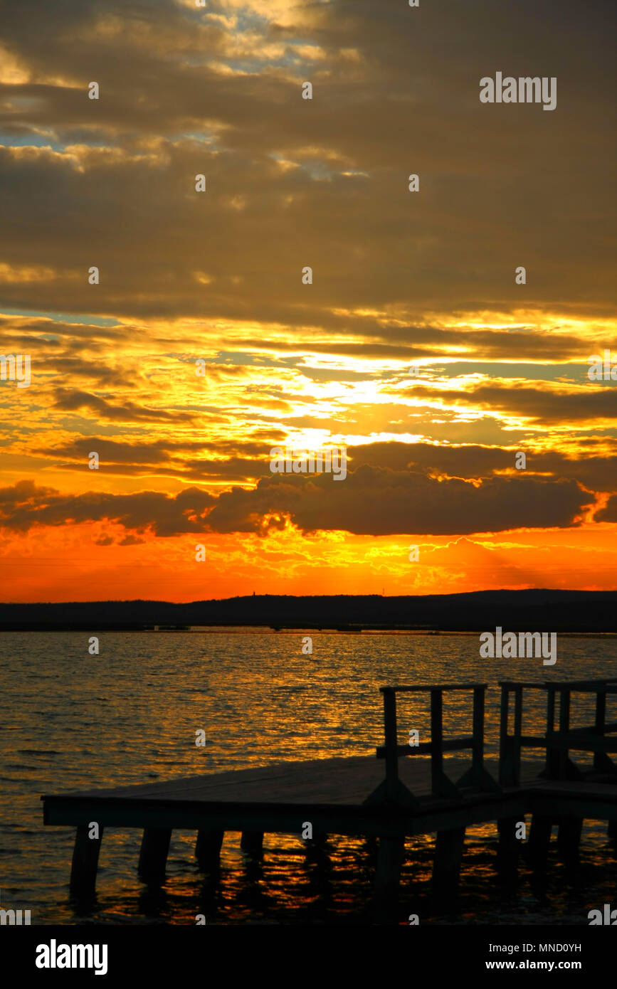 Small pier hi-res stock photography and images - Alamy