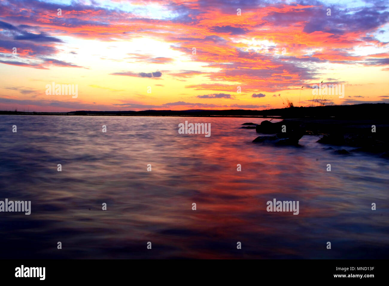 Warm sunset colors hi-res stock photography and images - Alamy