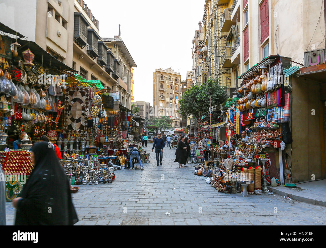 Egypt cairo bazaar market hi-res stock photography and images - Alamy