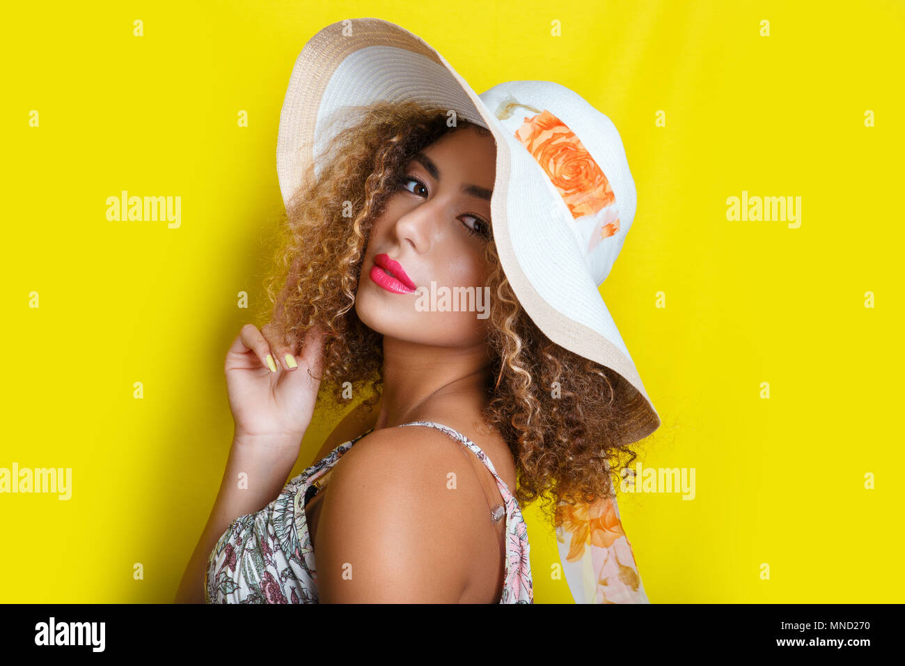 Beauty portrait of young african american girl with afro hairstyle in ...