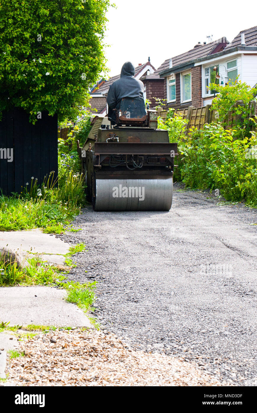 Man tarmac roller road hi-res stock photography and images - Alamy