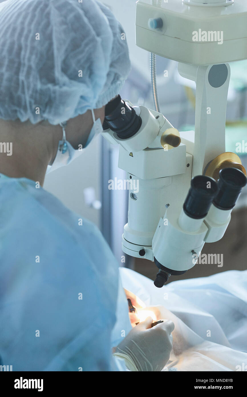 Surgical machinery hi-res stock photography and images - Alamy