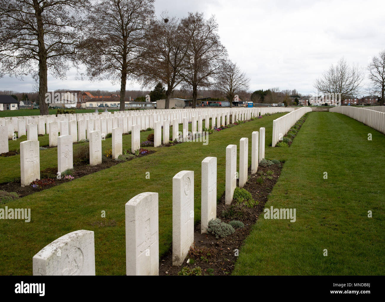 Chocques cwgc cemetery hi-res stock photography and images - Alamy