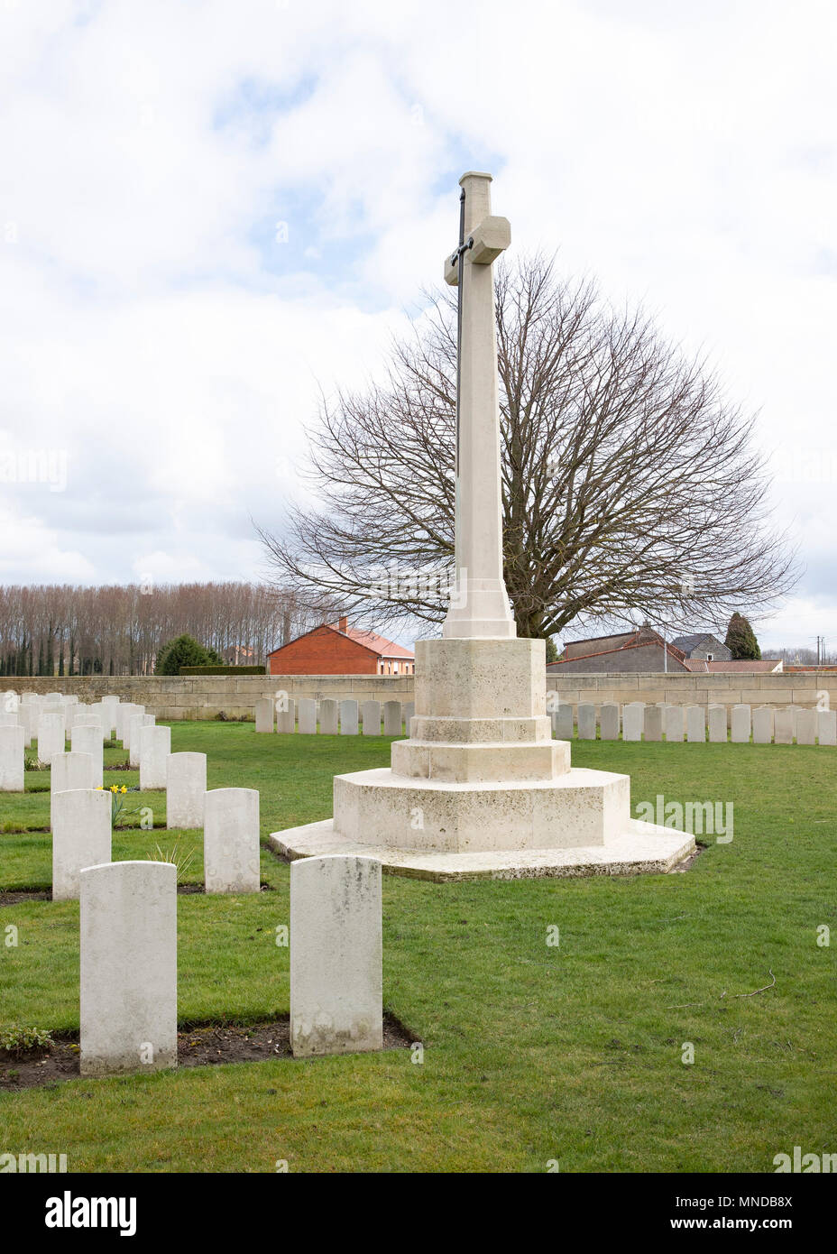 Great cemetery hi-res stock photography and images - Alamy
