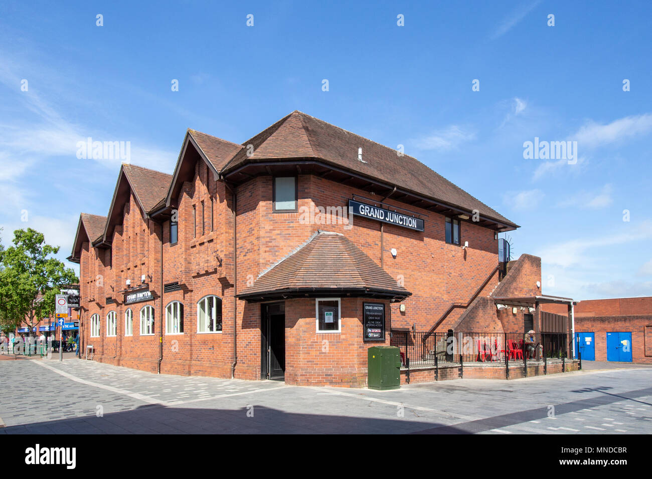 Crewe junction hi-res stock photography and images - Alamy