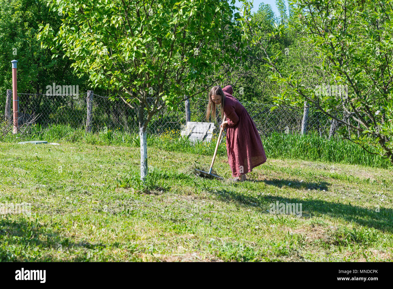 Girl work hi-res stock photography and images - Alamy
