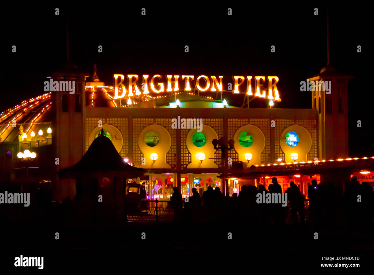 Brighton night time hi-res stock photography and images - Alamy
