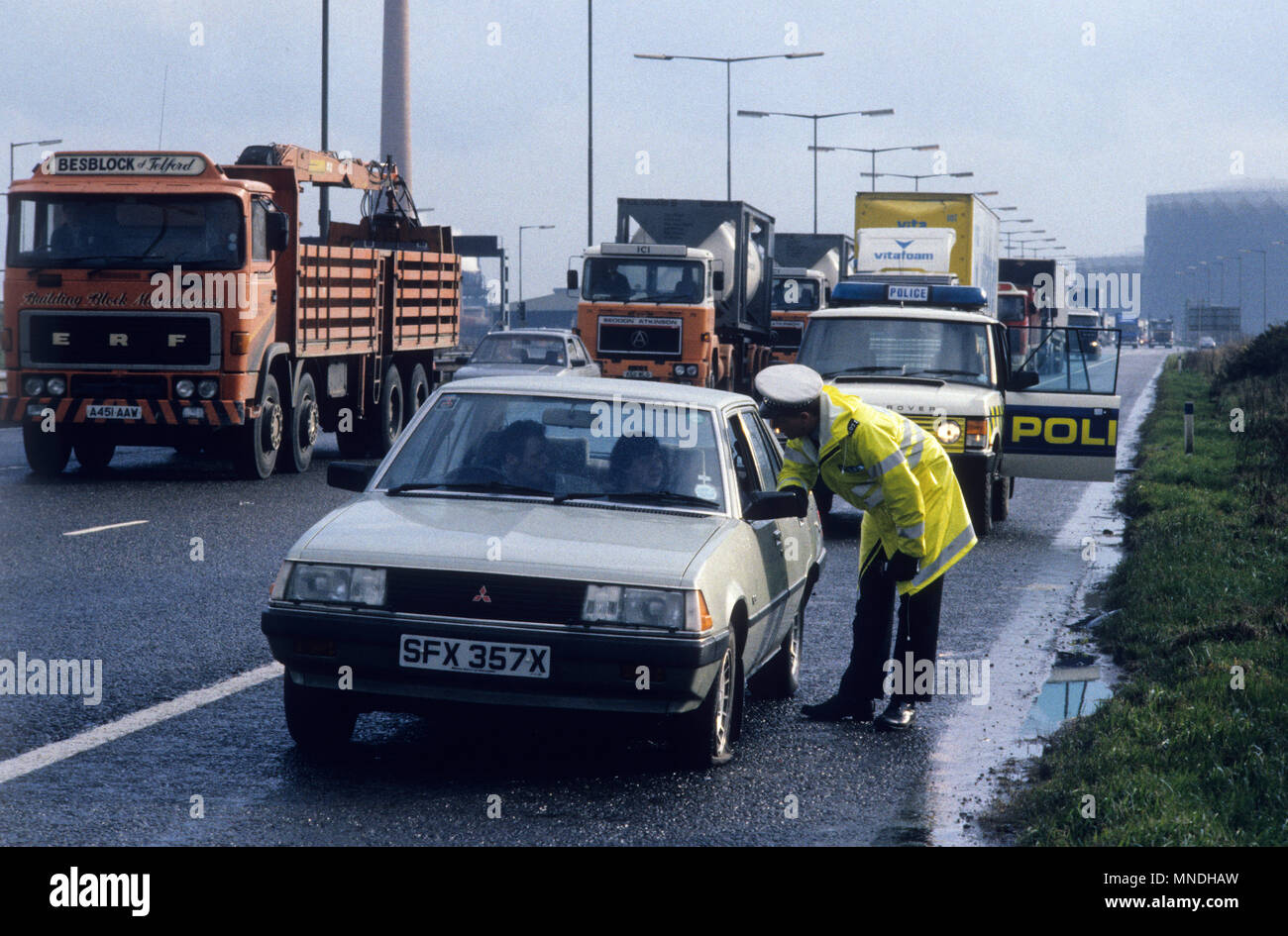 Uk police car 1980s hi-res stock photography and images - Alamy