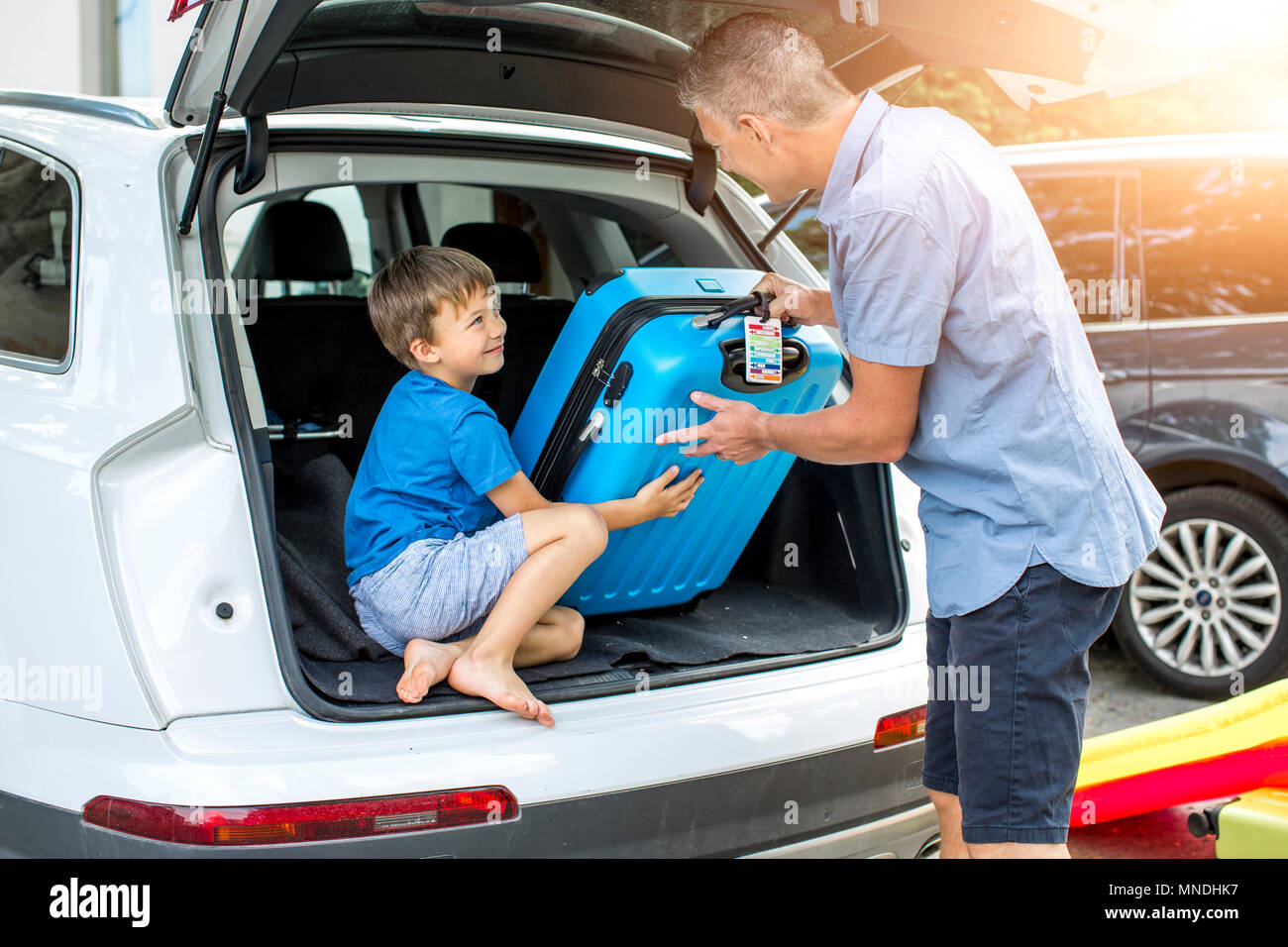 Packing car for camping hi-res stock photography and images - Alamy
